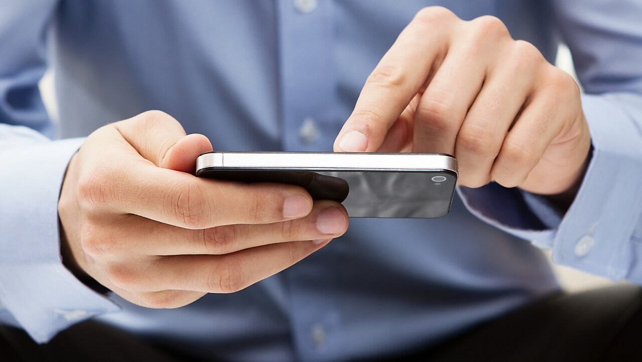 Για να επικοινωνήσετε μαζί μας πατήστε εδώ | Shell Hellas